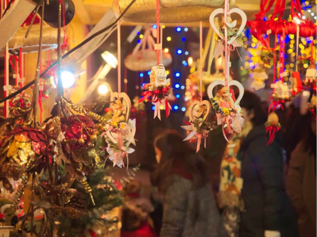 How to Celebrate Christmas in Japan - The True Japan