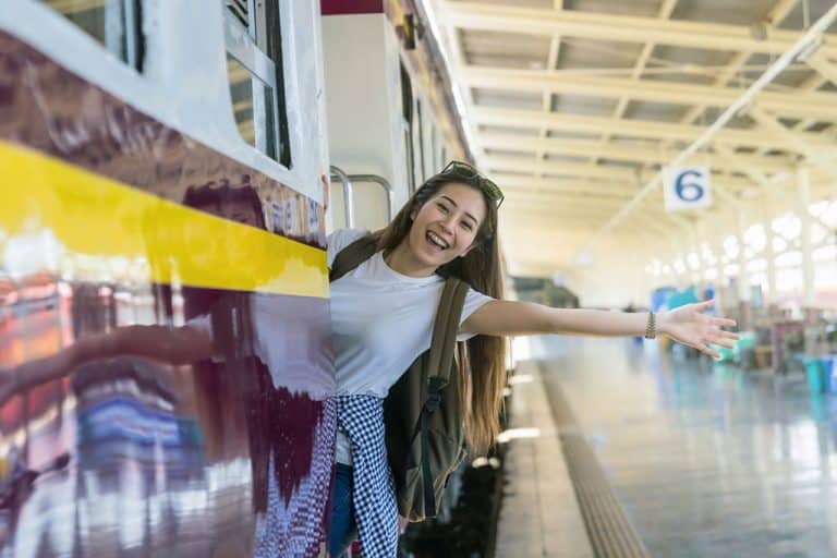 How to Say Goodbye in Japanese: 6 Natural Ways