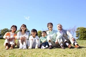 How to Say Family (And All Family Members) in Japanese
