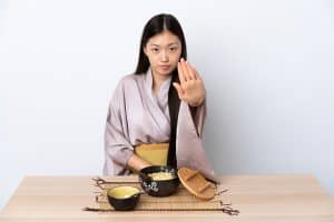 The Most Natural Ways to Say Stop in Japanese: A Complete Guide